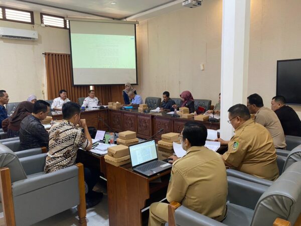 Siapkan Pembentukan AKD, DPRD Banyuwangi Percepat Pembahasan Tatib ... Siapkan Pembentukan AKD, DPRD Banyuwangi Percepat Pembahasan Tatib ...